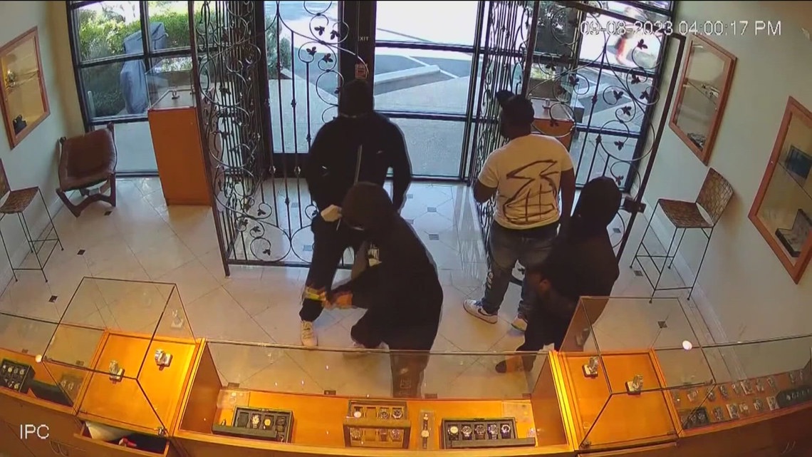 Prop 36 now in effect in California, cracks down on petty theft, drug ...