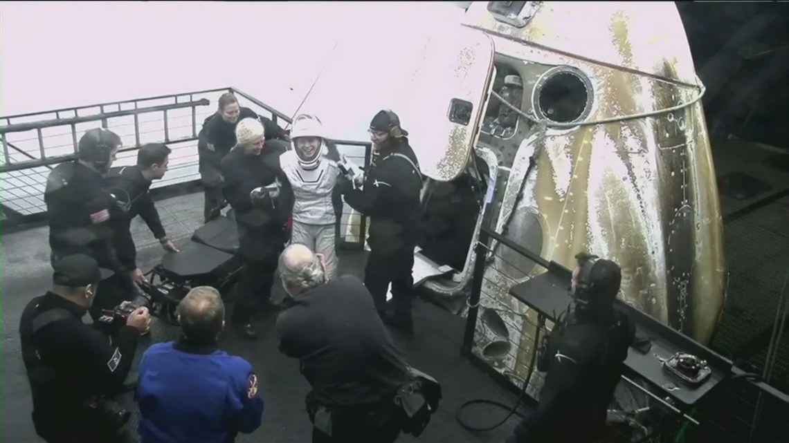 NASA astronauts splash down off San Diego coast after early ISS return ...