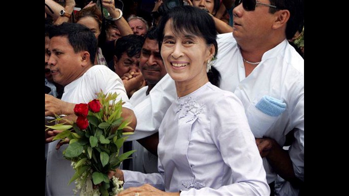 Myanmar's Suu Kyi hopes victory is dawn of new era | cbs8.com