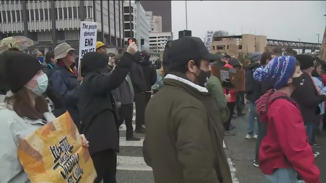 After release of Tyree Nichols video, protesters rally against police ...