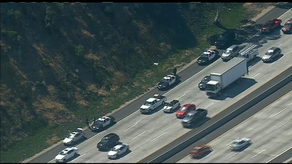 Police chase ends in Mission Valley | cbs8.com