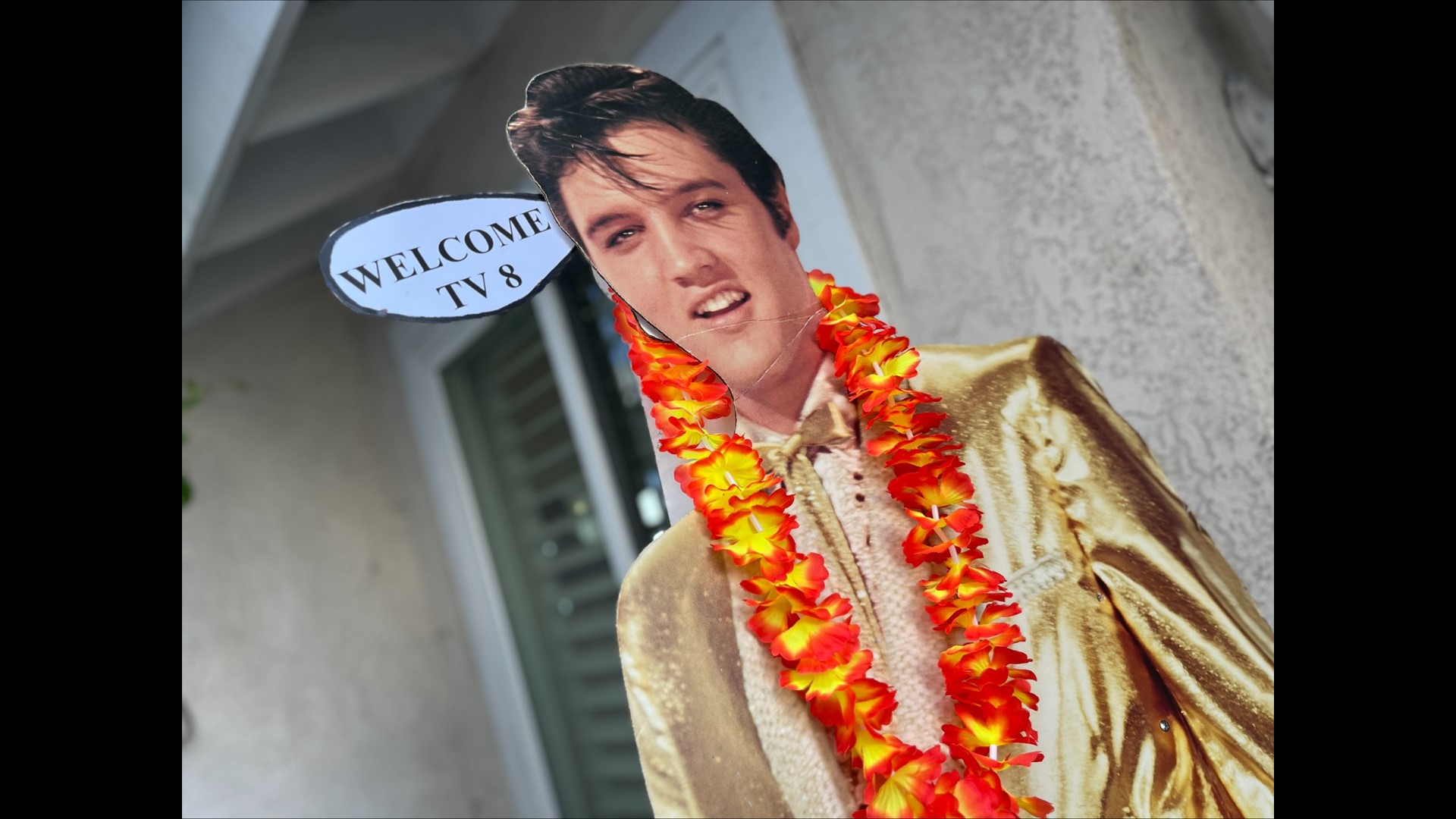 80-year-old 'Elvis Impersonator' living life with a Hunk of Burning Love | cbs8.com