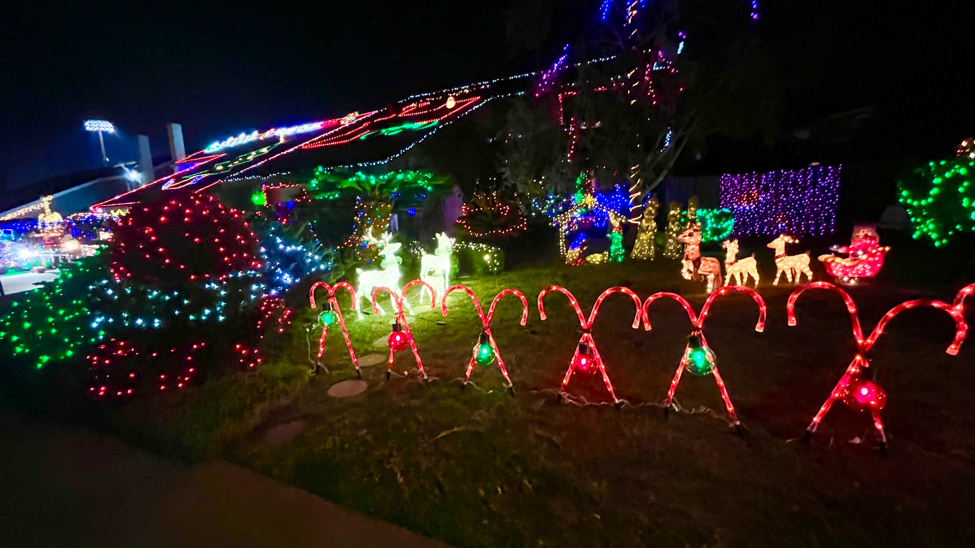 How Much Will Christmas Lights Impact Your Power Bill
