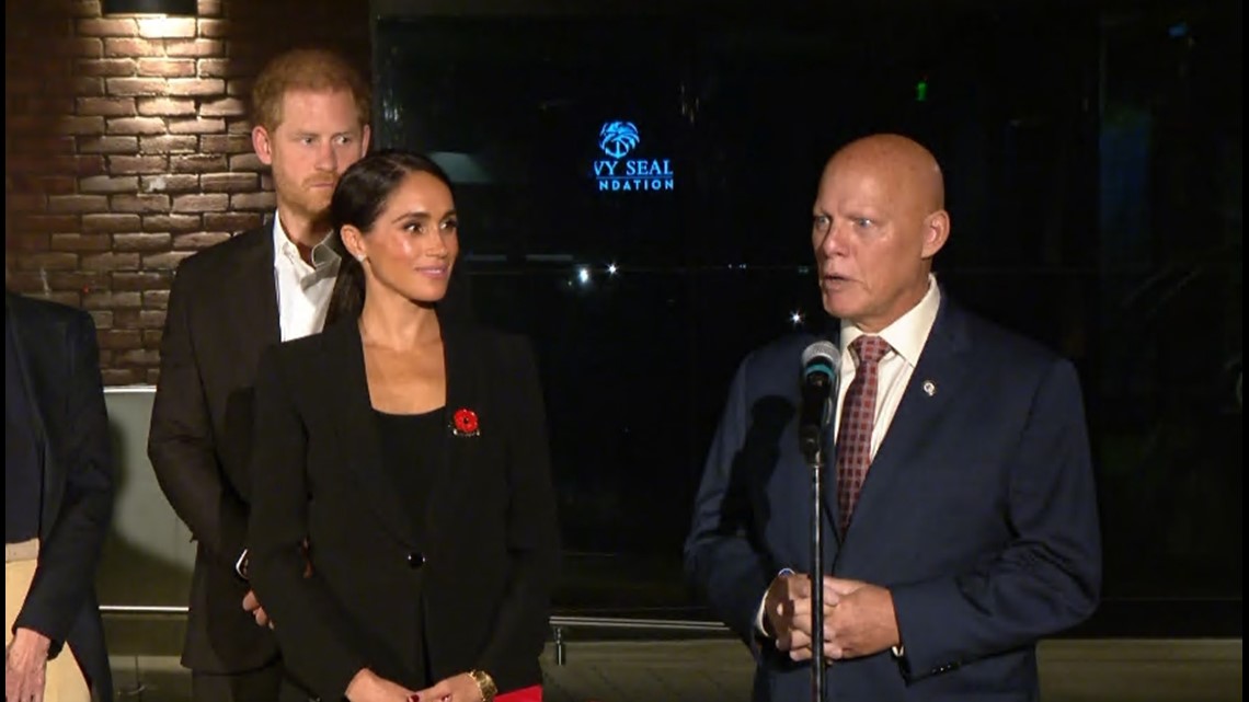 Prince Harry, Meghan Markle appear in San Diego for veteran event | cbs8.com