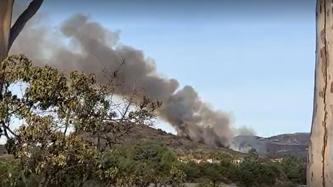 Fire crews battling brush fire in Rancho Bernardo, structures ...