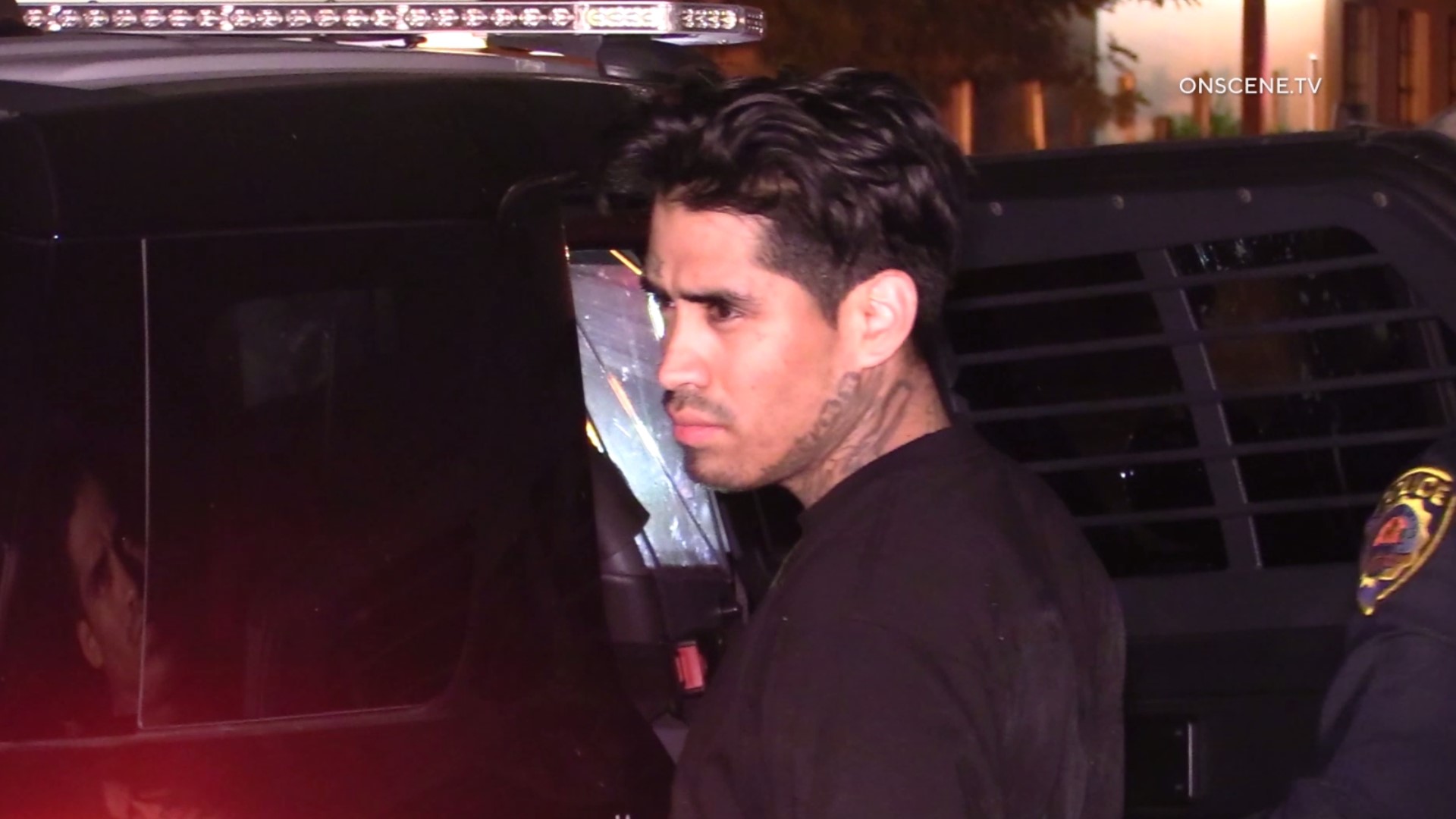 Man arrested after leading officers on foot chase in La mesa | cbs8.com