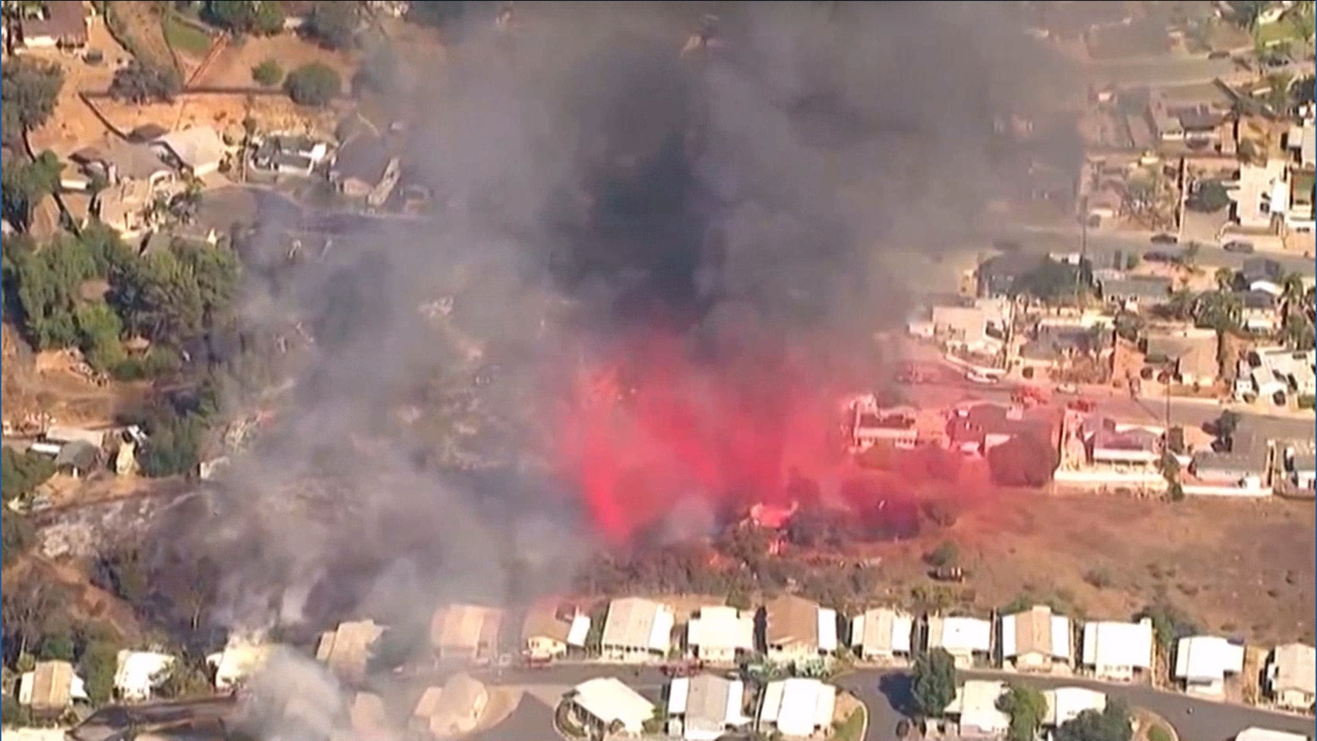 Brush fire, smoke, flames, any evacuations, map near Lakeside | cbs8.com