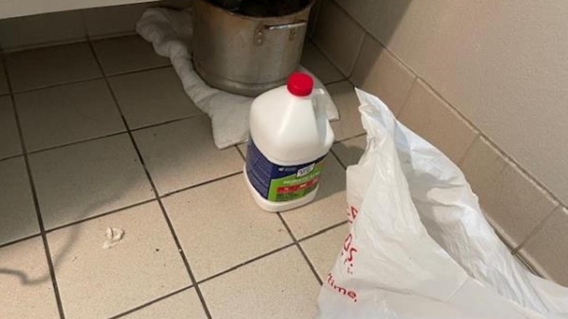 Couple arrested in Vista hotel for selling meth, child endangerment ...