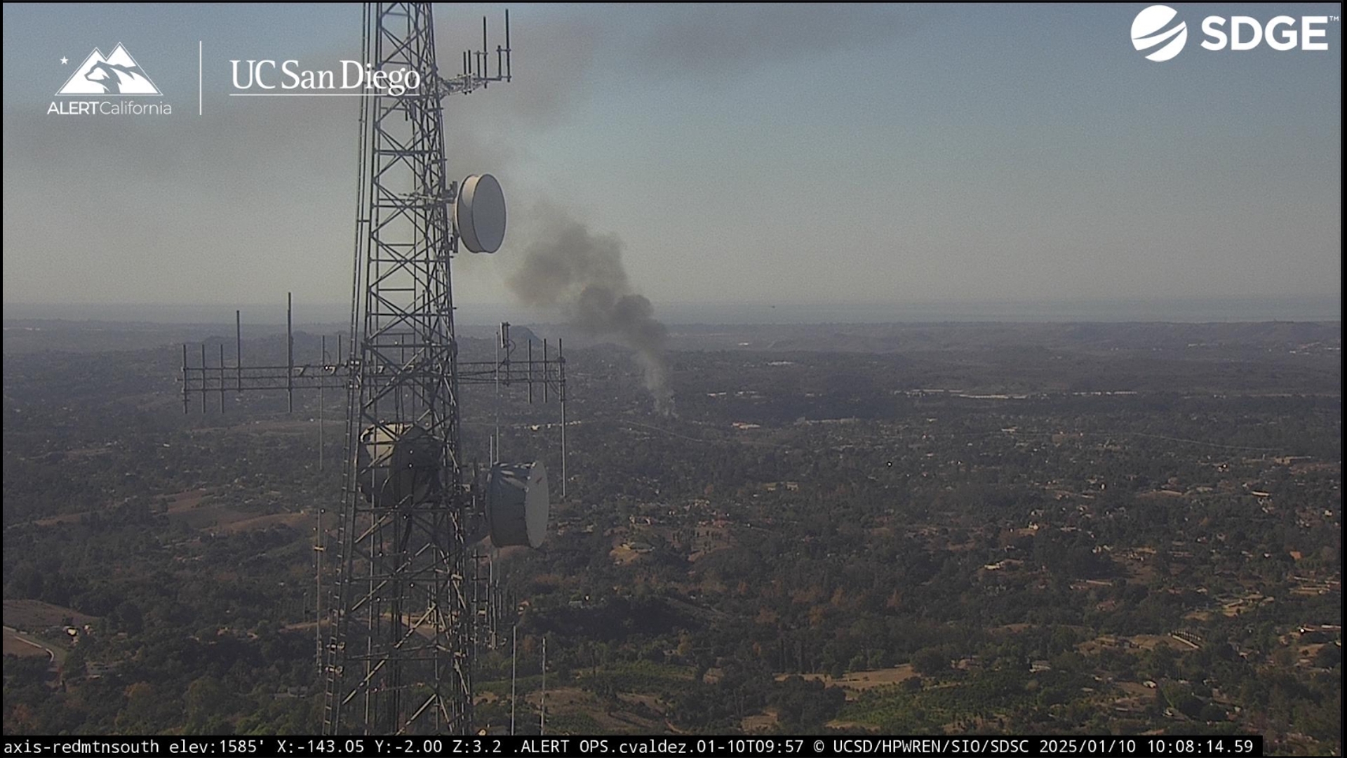 Brush fire, smoke, flames in Falblrook, north San Diego | cbs8.com