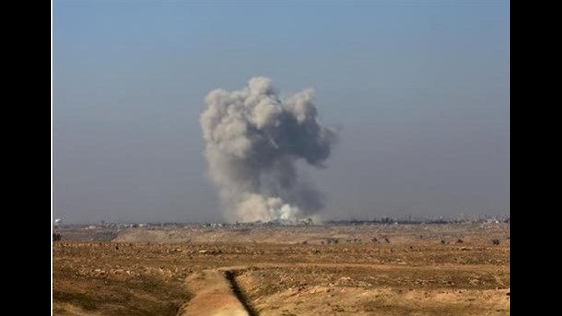 US-backed Iraqi forces enter Mosul airport, military base | cbs8.com