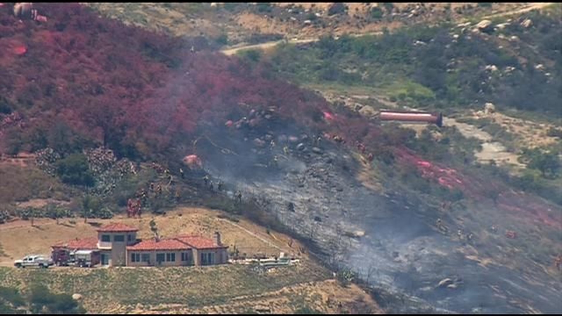 Brush Fire Alert: Fire threatens Escondido neighborhood | cbs8.com
