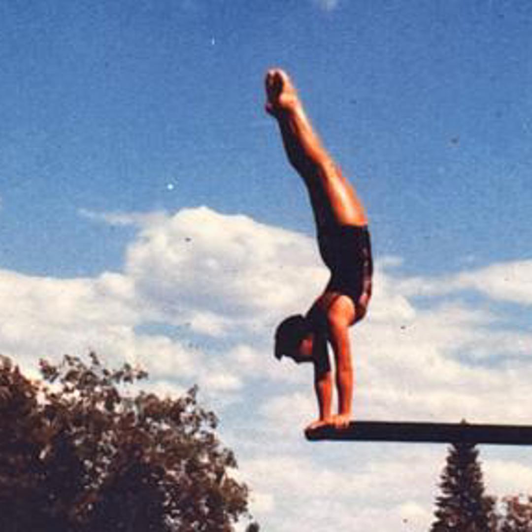 'Handstand Grandma': 92-year-old Carlsbad woman defies age with ...