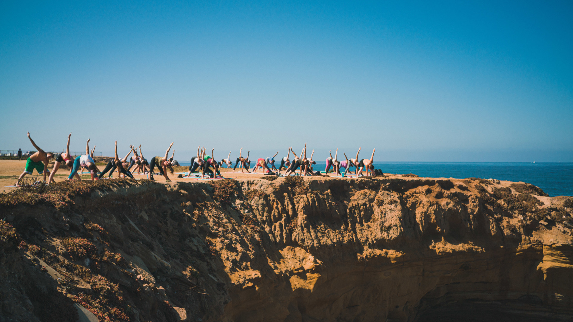 San Diego tightens rules on yoga, fitness classes at city parks | cbs8.com