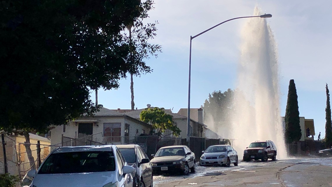 Damaged fire hydrant causes large geyser south of Talmadge | cbs8.com