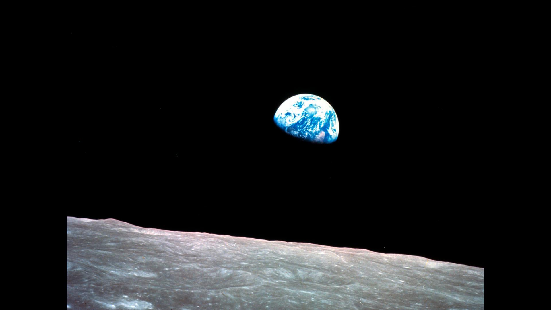 William Anders, Apollo 8 astronaut, killed in plane crash | cbs8.com