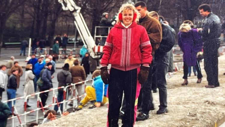 Former Chopper 8 reporter writes book about her life | cbs8.com