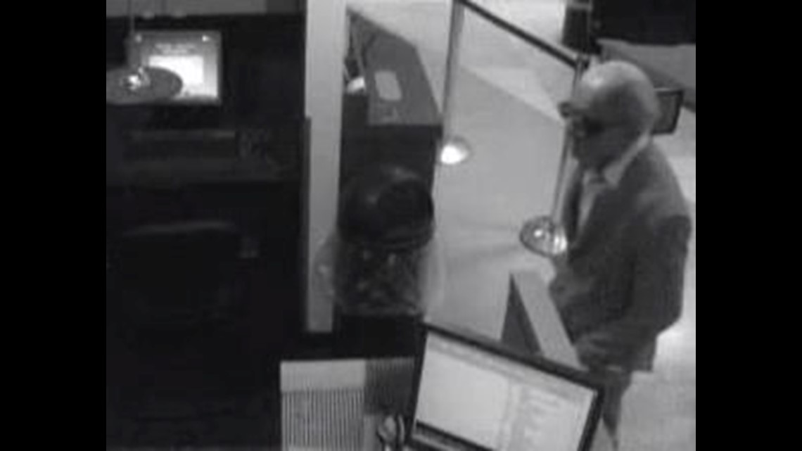 Is the 'Geezer Bandit' back? FBI investigating new bank robbery | cbs8.com