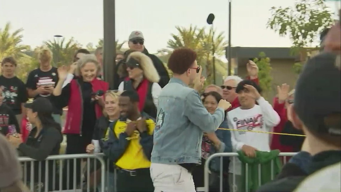 San Diego State Aztecs men's basketball team celebrated at Snapdragon ...