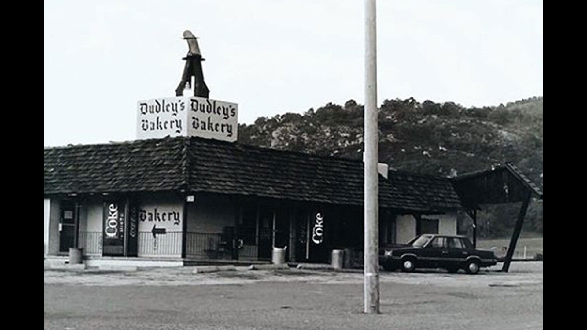 Dudley's bakery celebrates 60 years | cbs8.com
