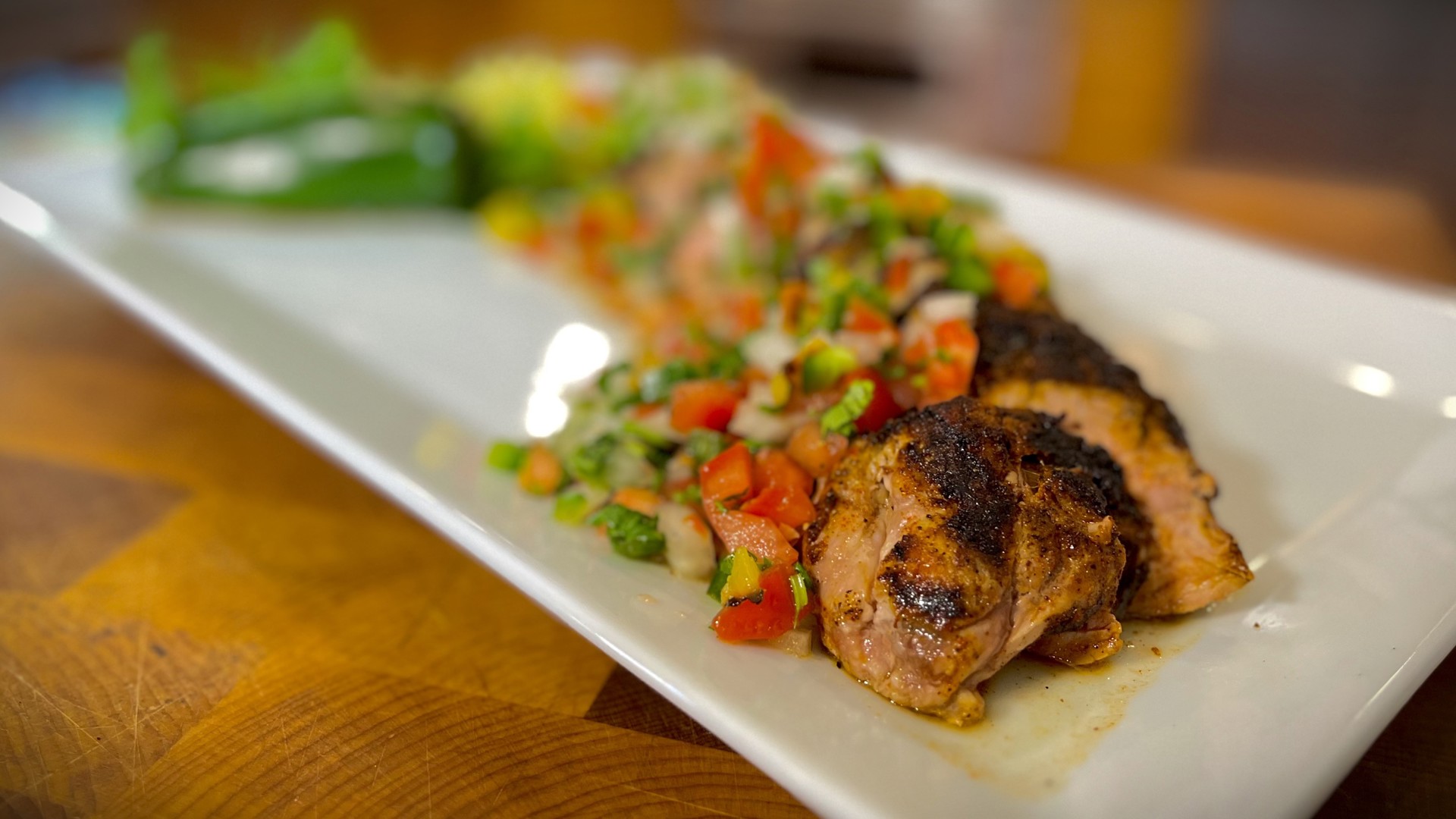 Cooking with Styles Chili-Rubbed Pork Tenderloin, pineapple pico de ...