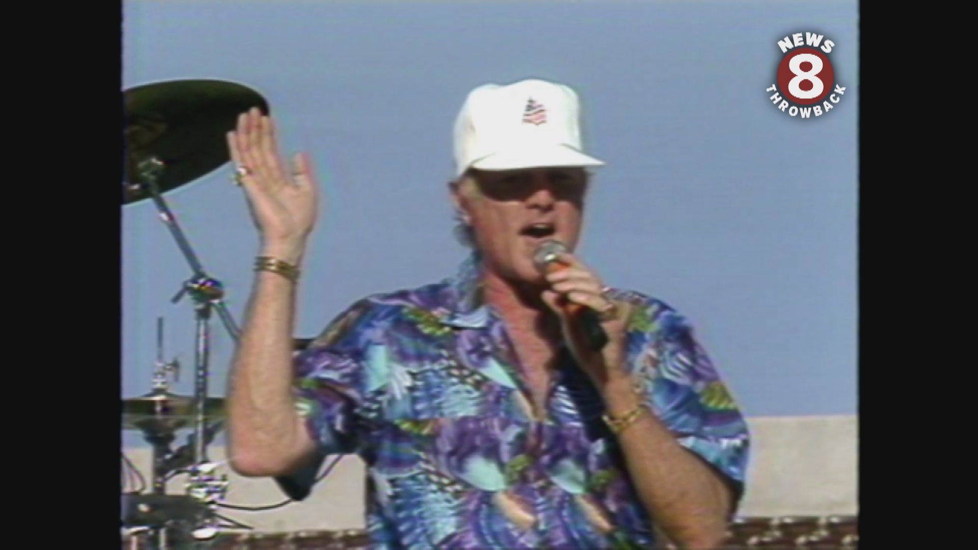 The Beach Boys at Jack Murphy Stadium in San Diego 1990 | cbs8.com