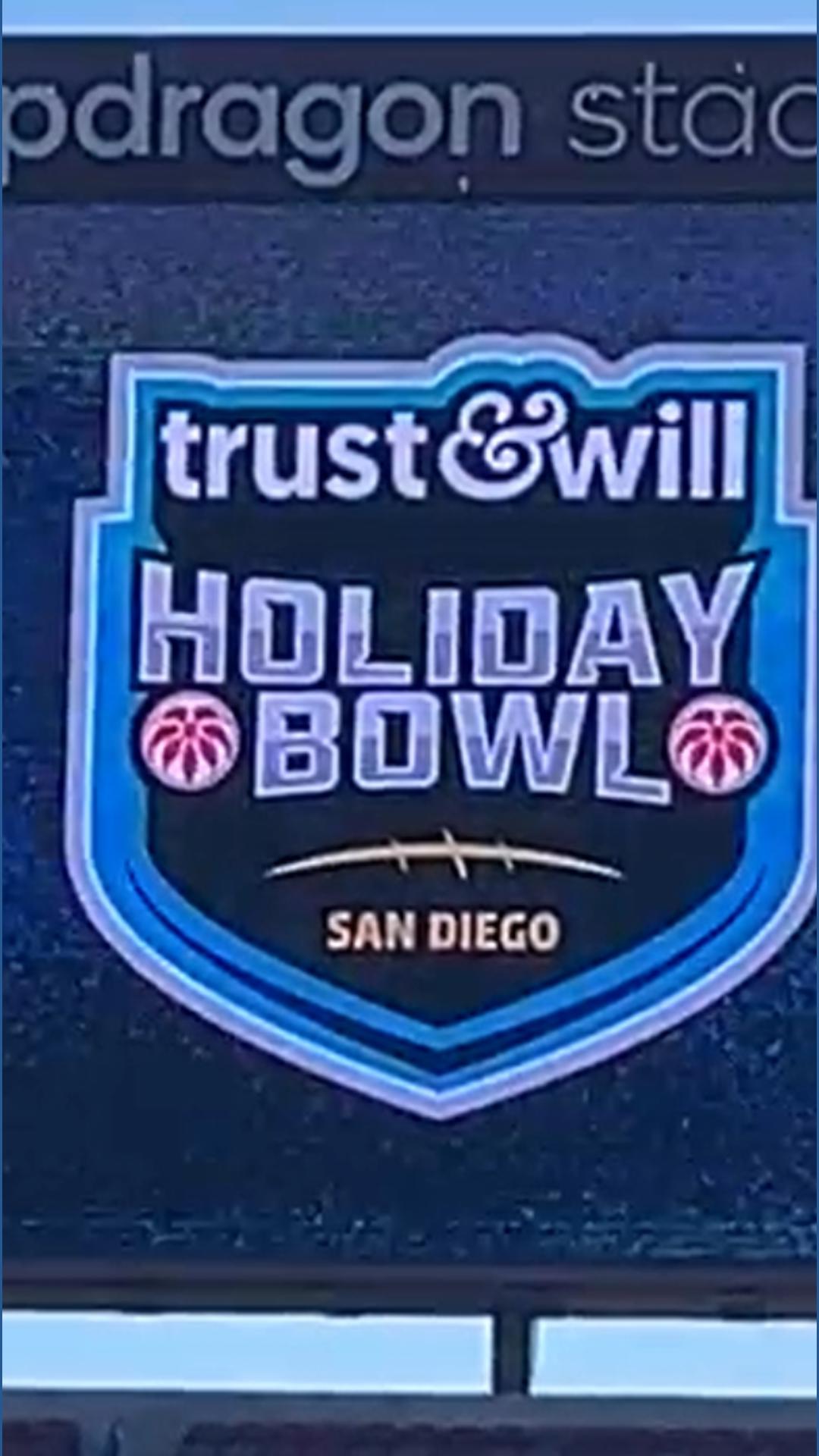 Arizona to face SMU in Holiday Bowl; Aztecs to New Mexico Bowl | cbs8.com