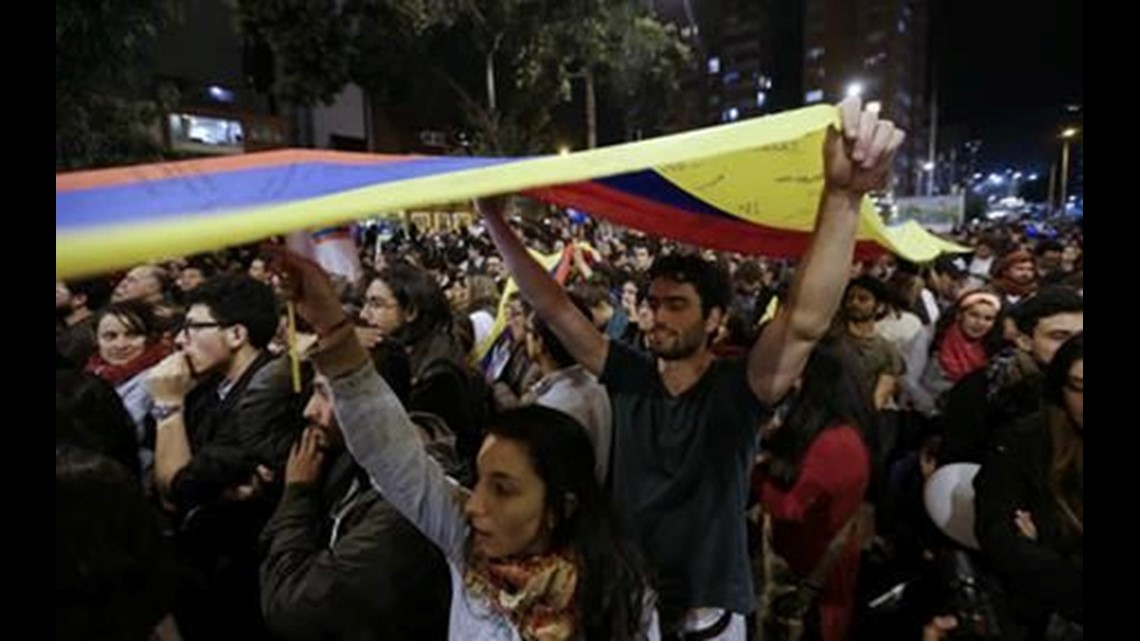 Colombia, FARC rebels reach deal to end half-century war | cbs8.com