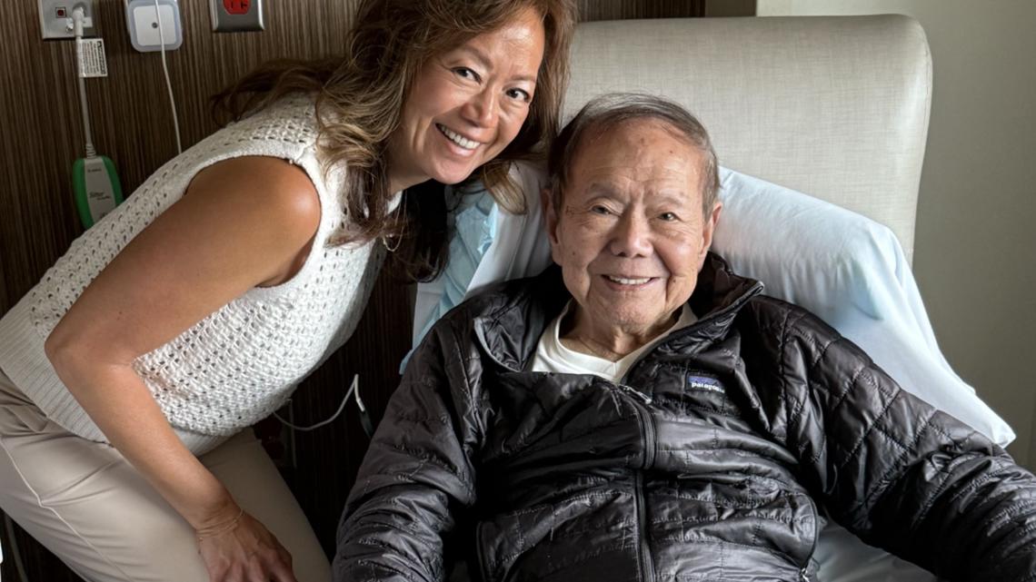 Bank employees save customer's life, rewarded with free chicken wings ...