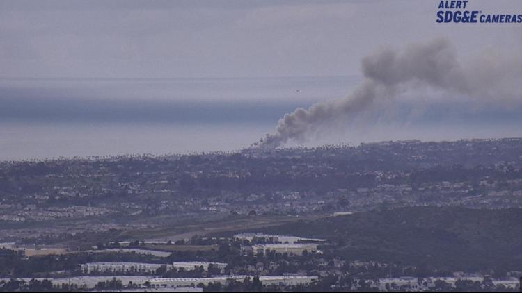 Fire erupts on Oceanside Pier | cbs8.com