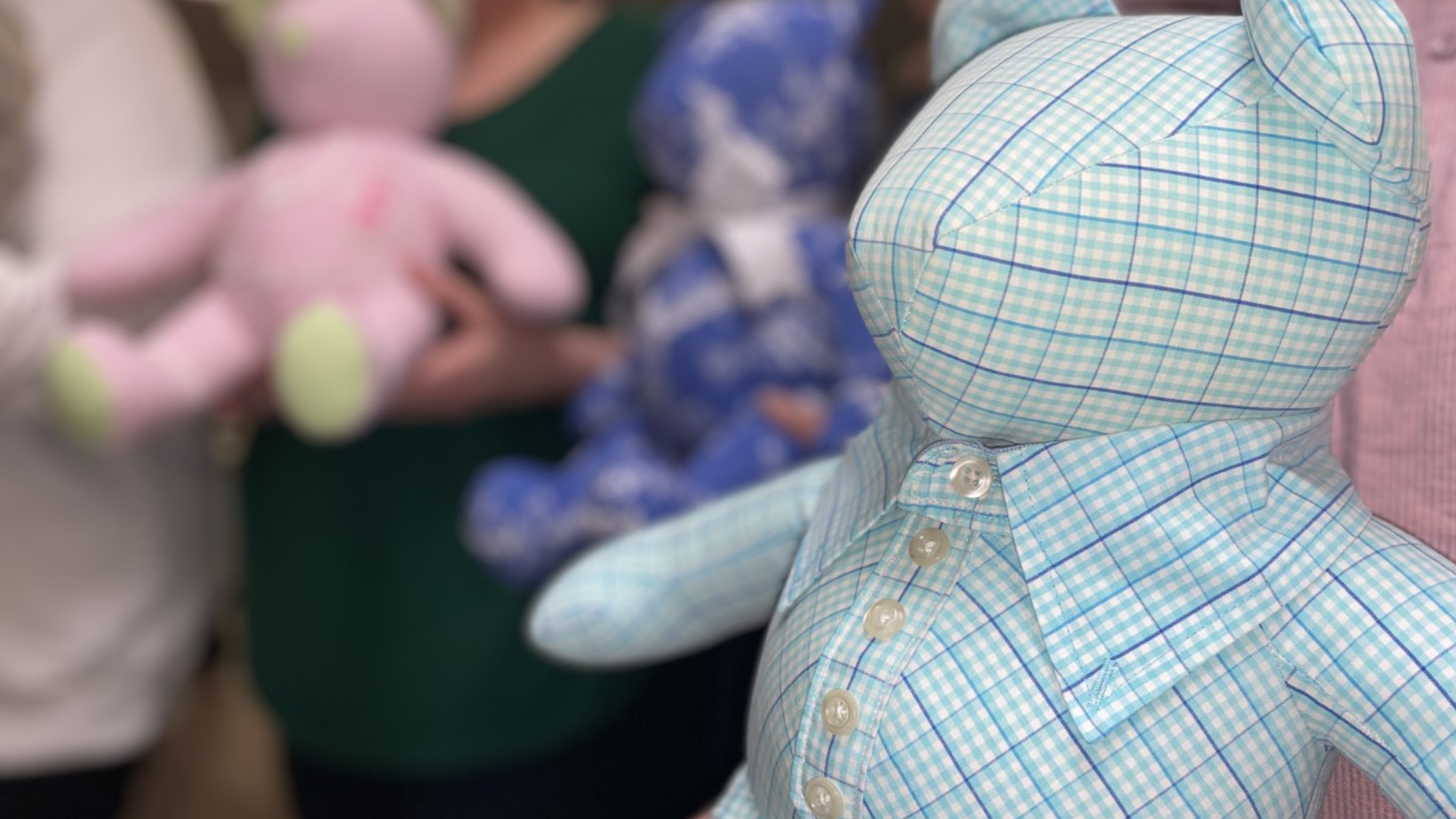 Sharp HospiceCare volunteers want to make you a free Memory Bear | cbs8.com