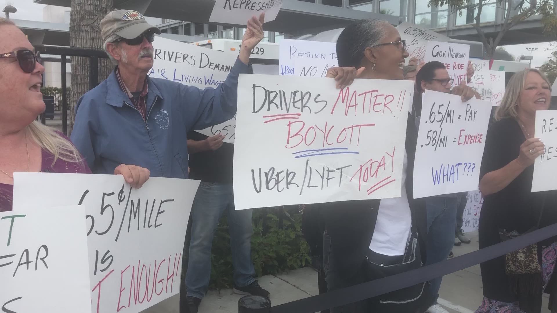 Uber and Lyft go on strike in San Diego | cbs8.com