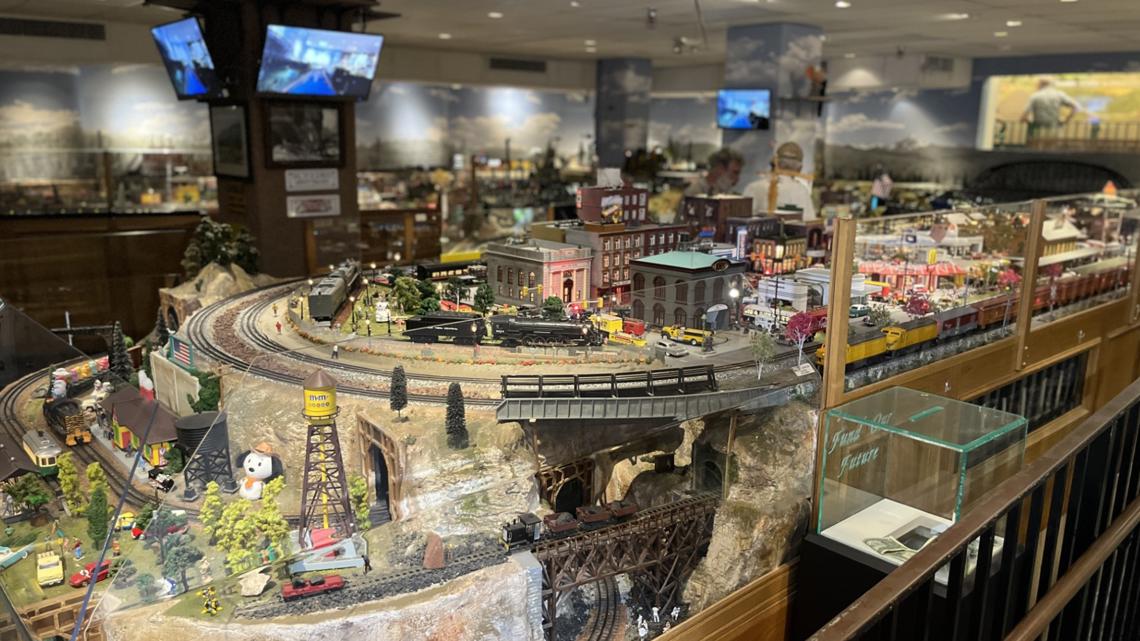 Train lovers find 'World's Greatest Hobby' at San Diego Model Railroad ...