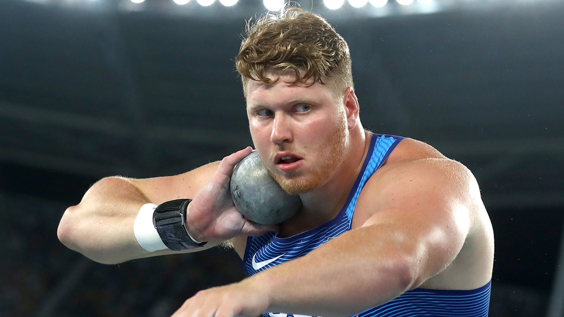 USA's Ryan Crouser dominates men's shot put to grab gold | cbs8.com