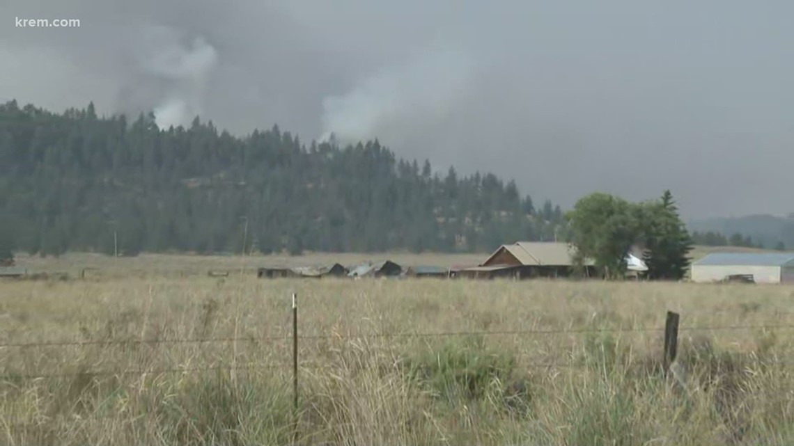 Hundreds evacuating Nespelem area after wildfires spark overnight ...