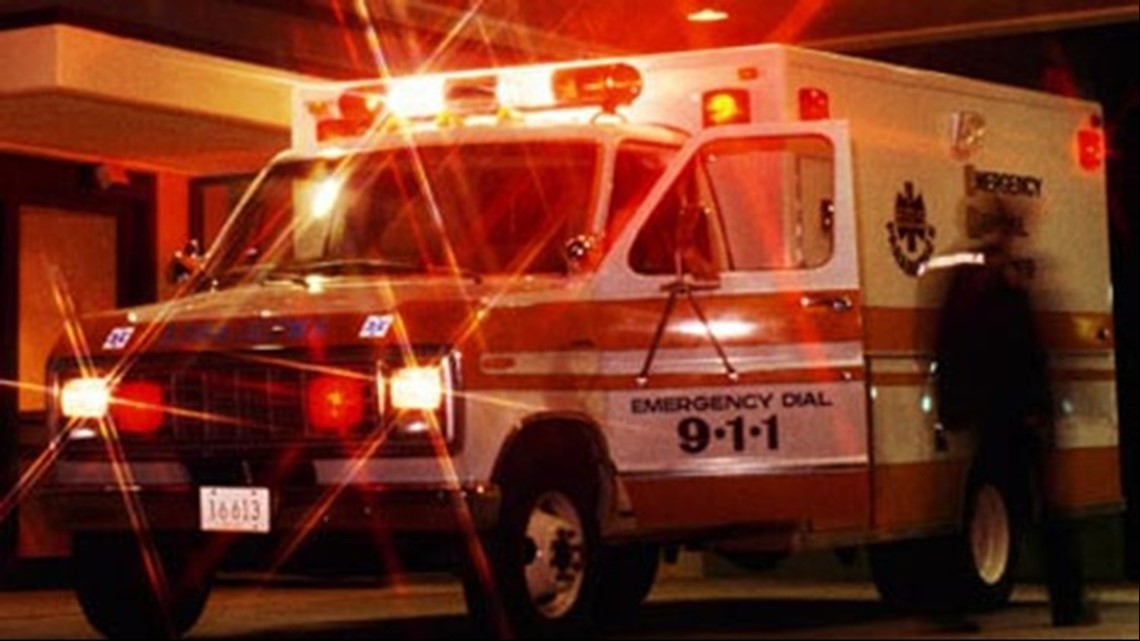1 dead, 6 injured in Temecula rollover crash | cbs8.com