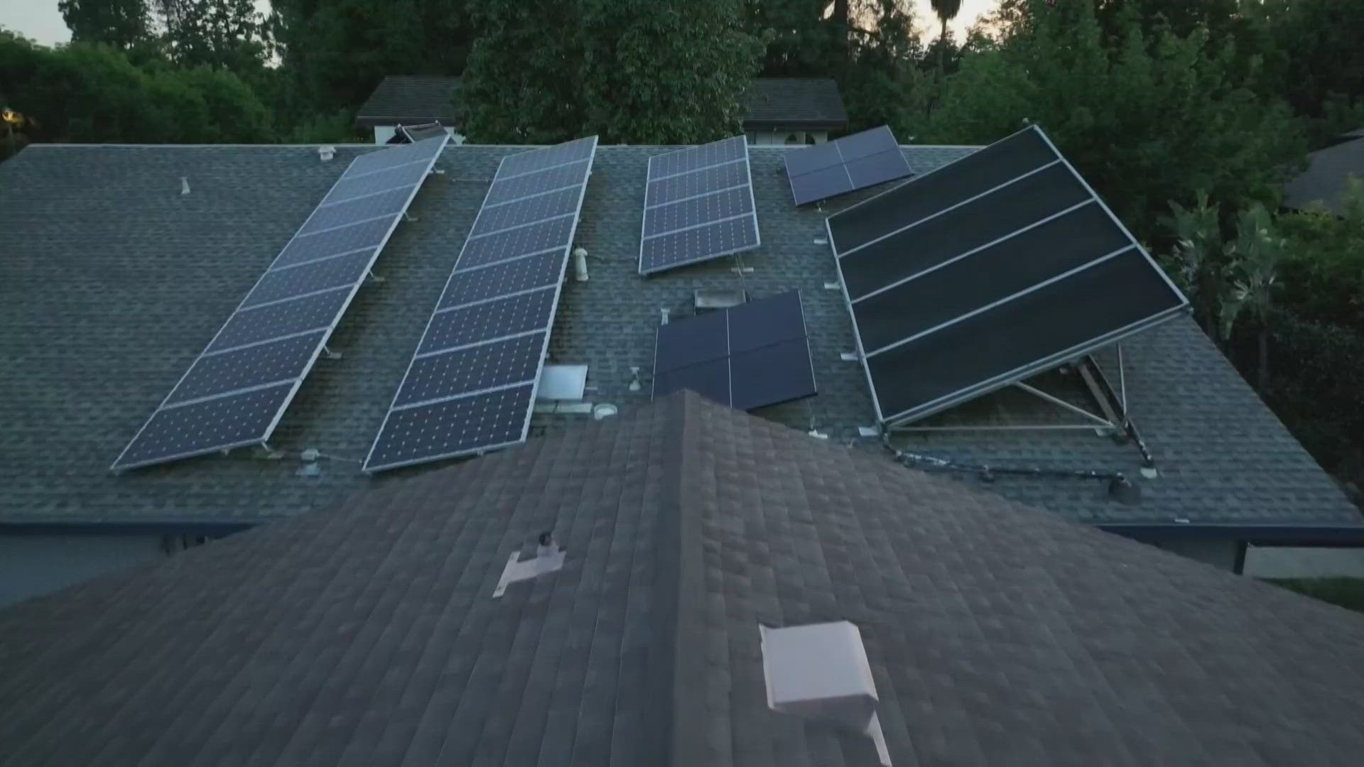 California bill could cut solar incentives and home values | cbs8.com