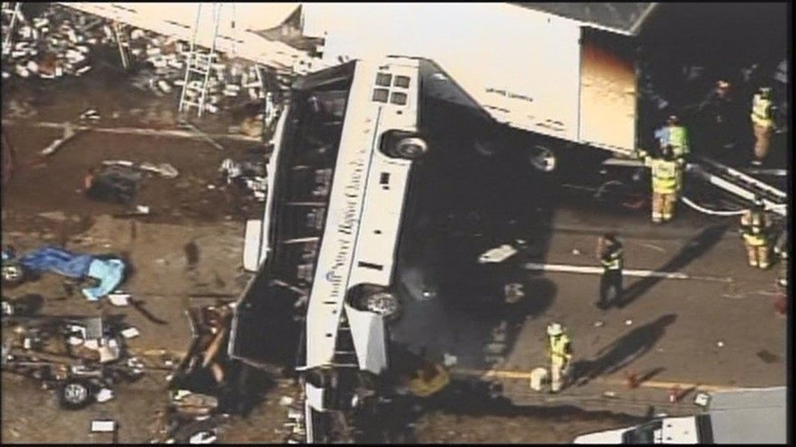 First responders remember deadly Jefferson County church bus crash five ...