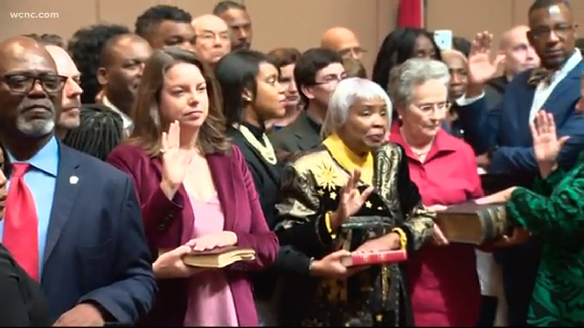 All Democratic Mecklenburg County Commission sworn in | cbs8.com