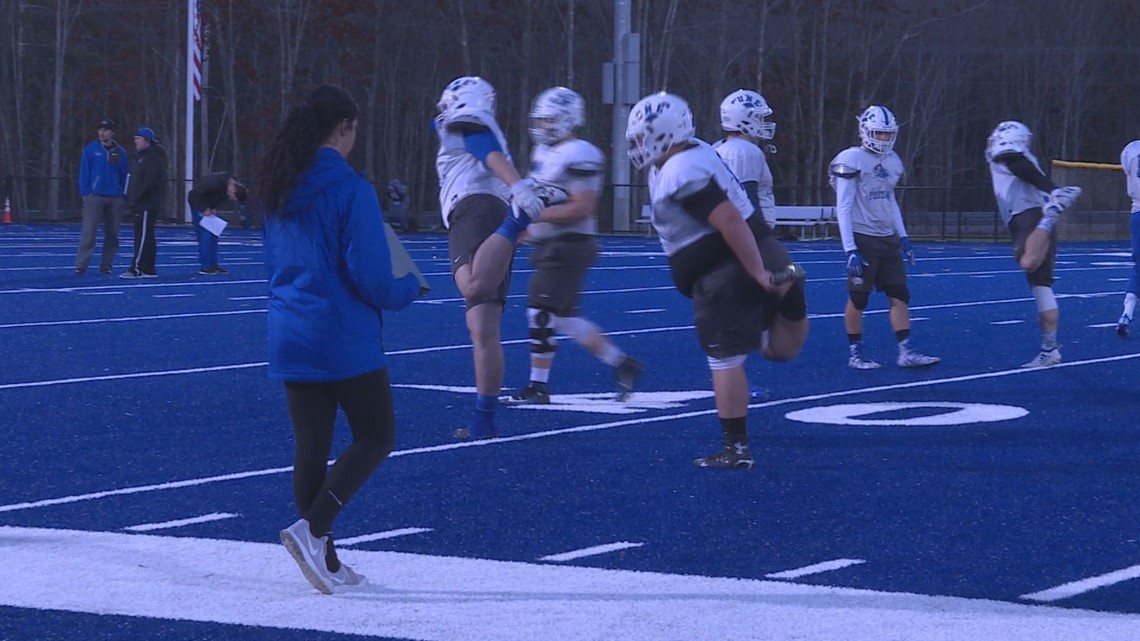UNE football embraces female coaching intern | cbs8.com