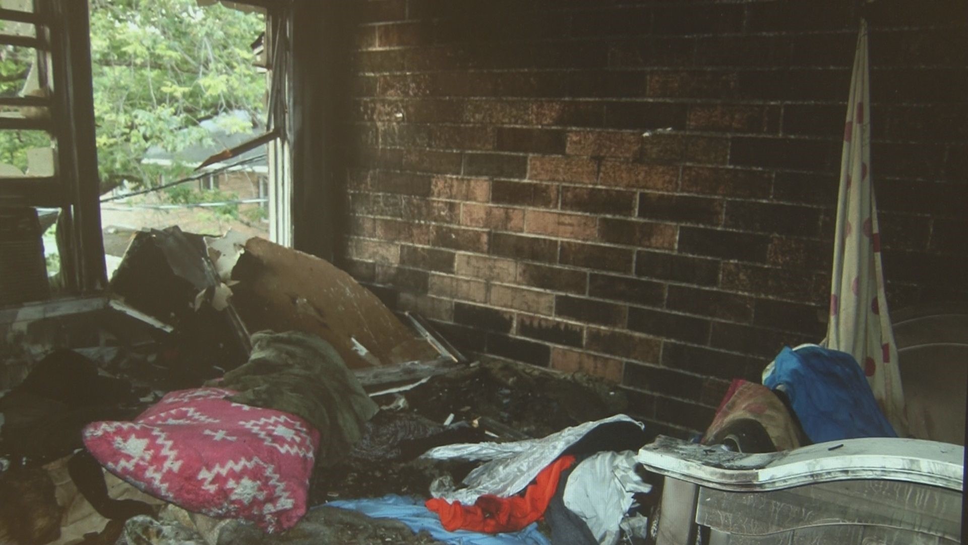 Inside The Deadly Summit Ave. Apartment Fire: Official Report | cbs8.com