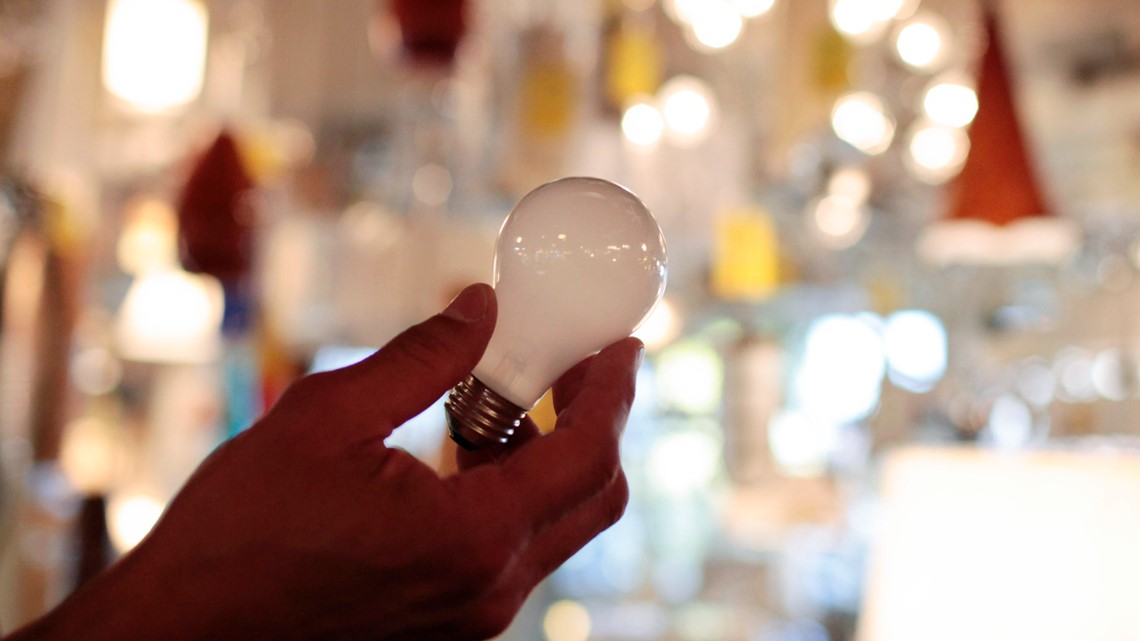 Biden admin bans incandescent light bulbs, reversing Trump policy ...