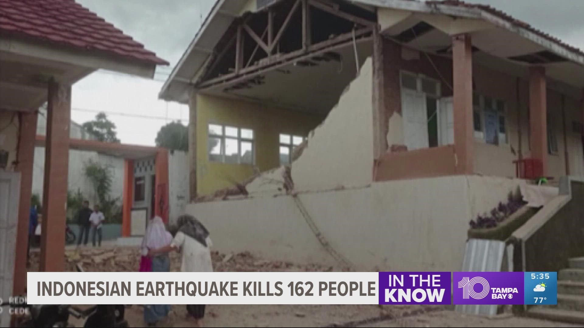 Indonesia: Earthquake strikes Java, kills 268 and injures many | cbs8.com