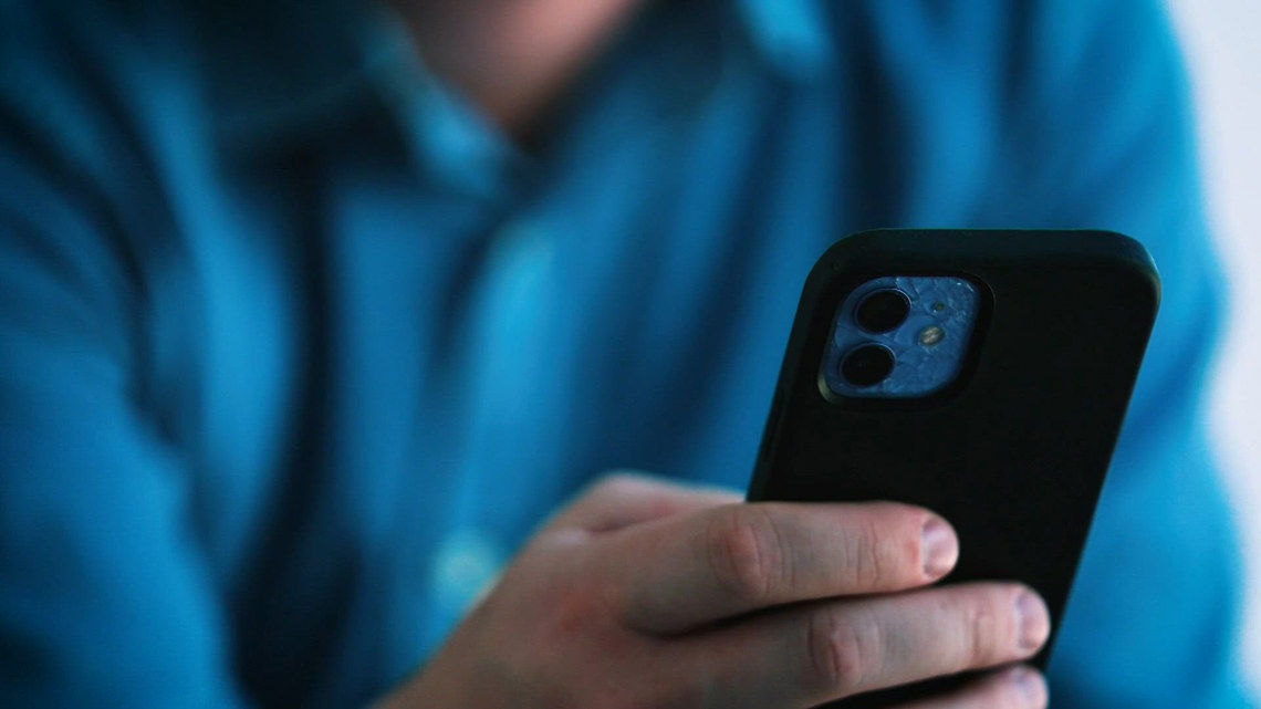 Looksmaxxing: What parents need to know about the viral trend targeting ...
