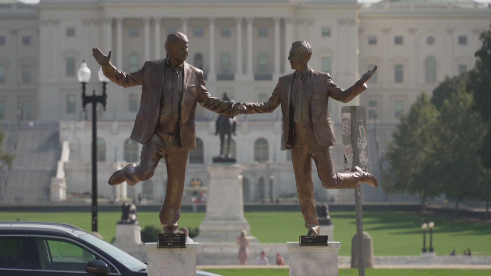Trump-Epstein statue removed from the National Mall | cbs8.com