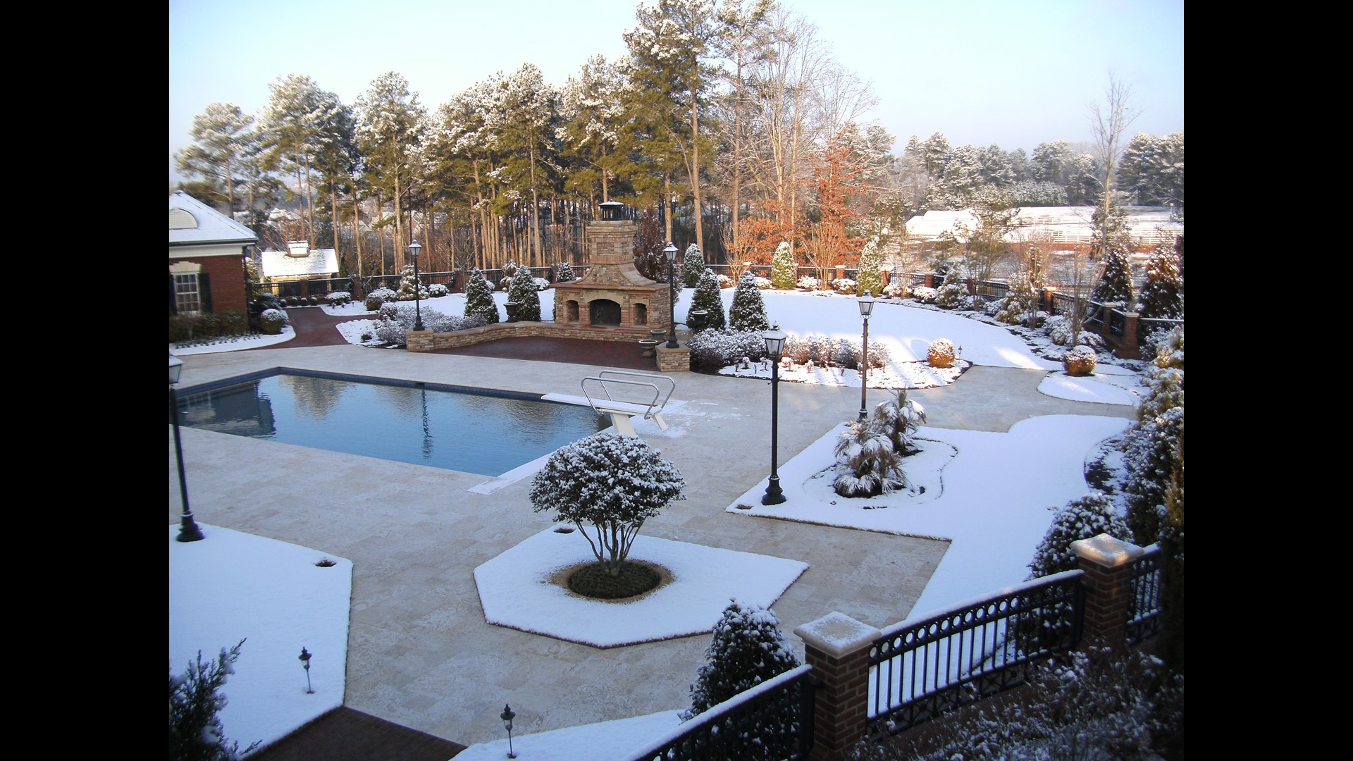 Take a look at Deion Sanders' former Texas mansion | cbs8.com